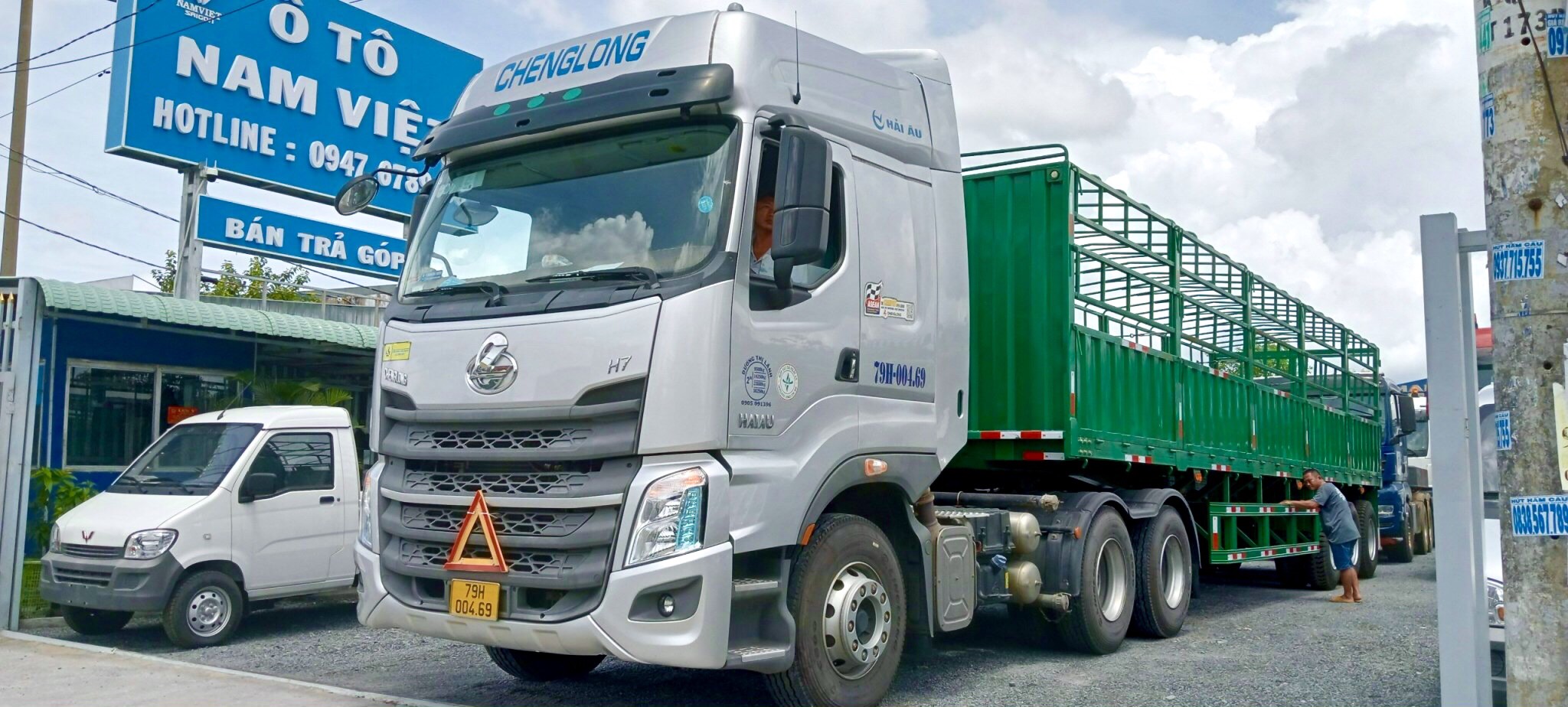 Bàn giao Đầu kéo Chenglong + Mooc lồng Tân Thanh cùng anh Khâm về Khánh Hoà